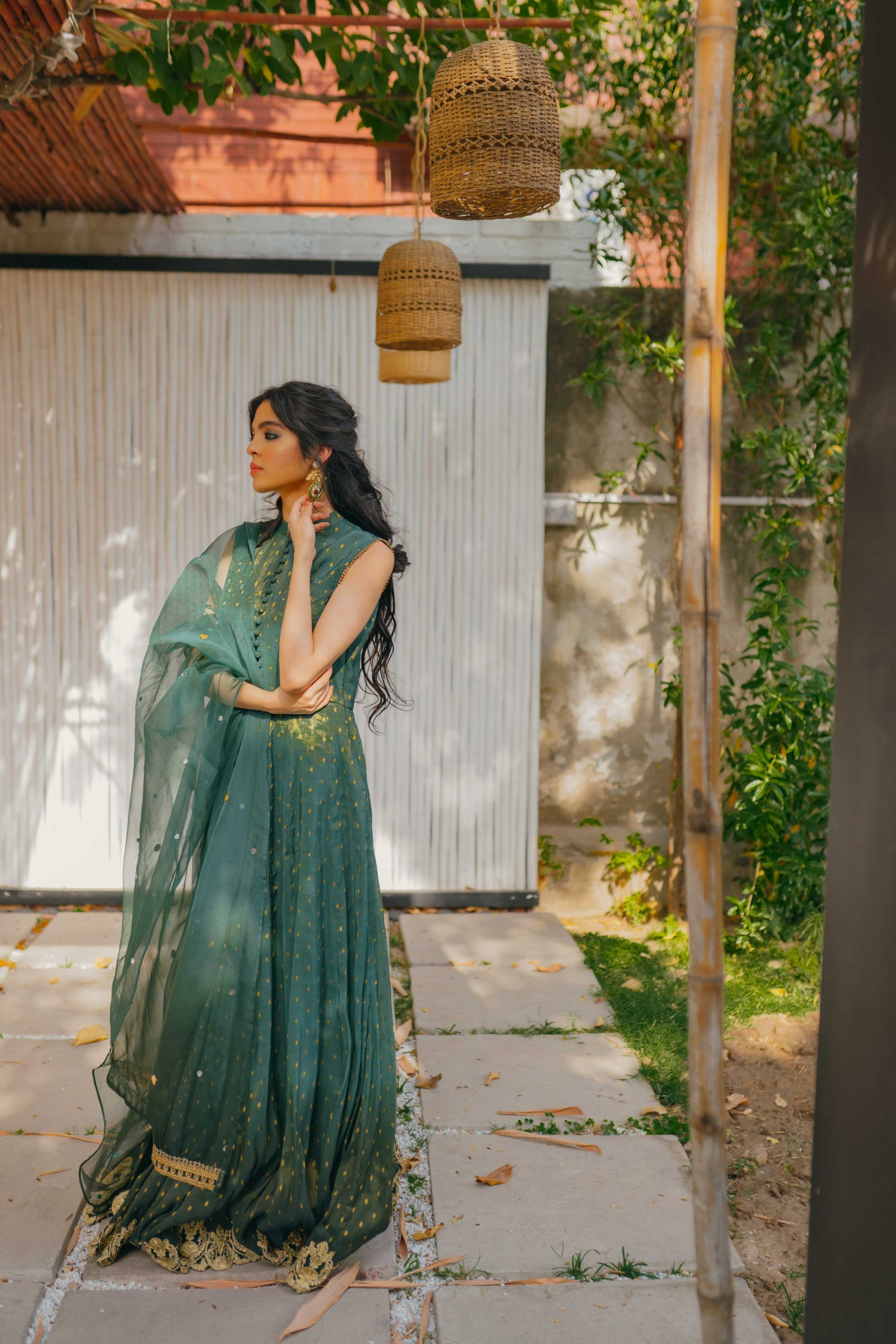 Green Peshwaz : Raskhshi